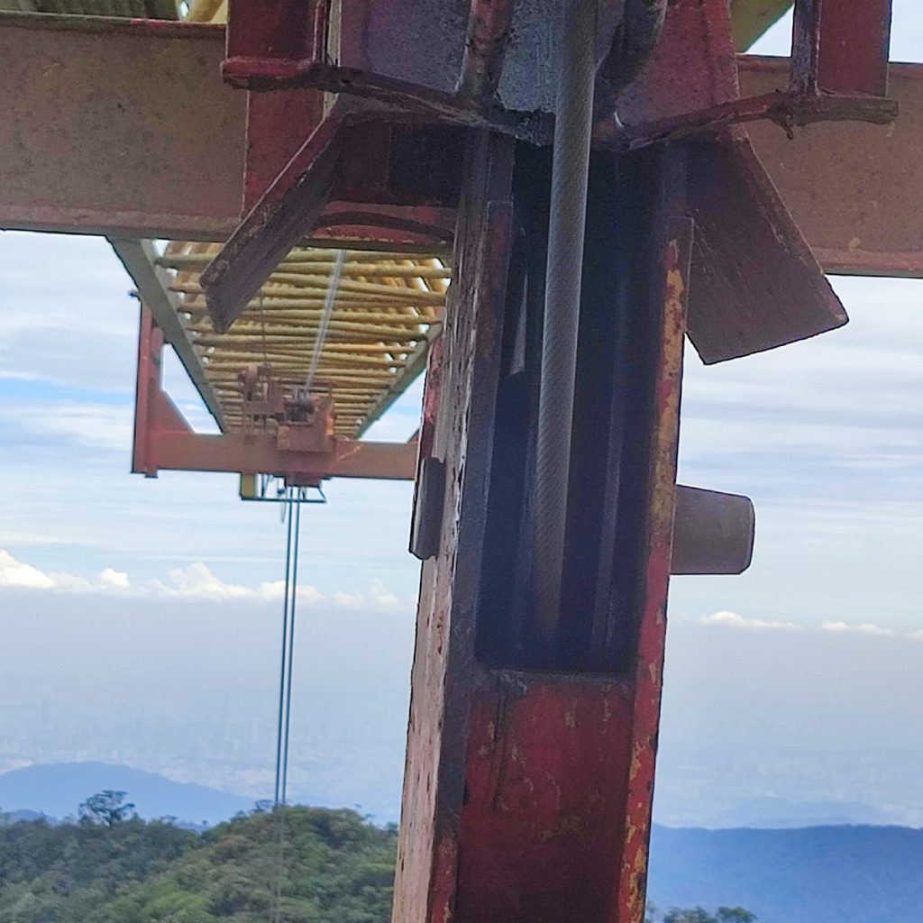 Site Inspection for Crane Wire Rope Failure - Genting Construction ...